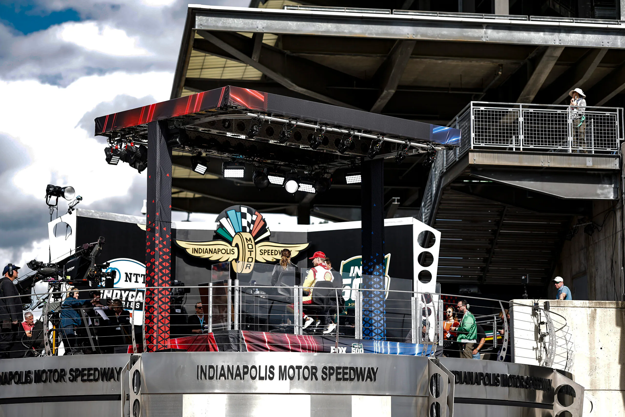 Fox Buys a Third of IndyCar and the Indianapolis Motor Speedway from ...