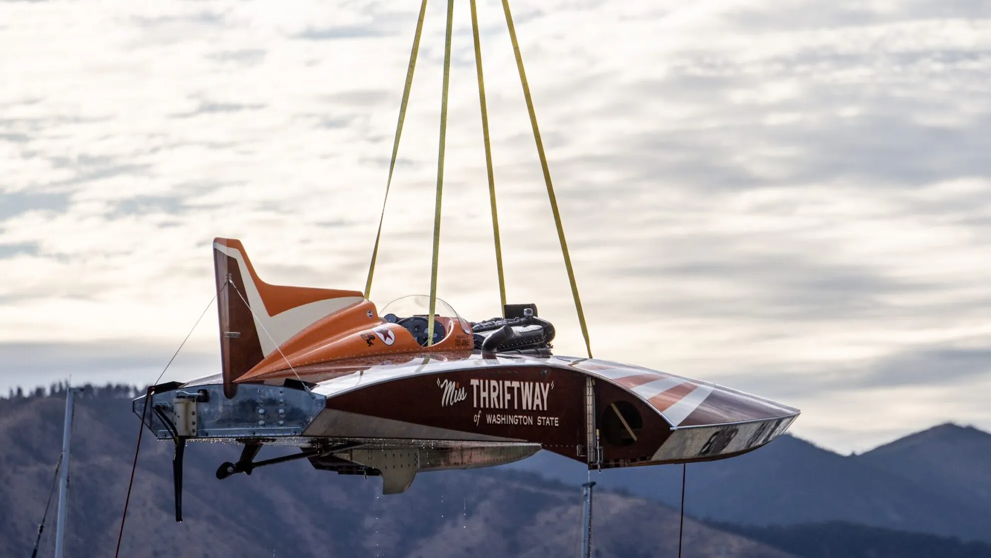 Piloting a 1600-Hp Vintage Hydroplane Is a Visceral Thrill - Hagerty Media