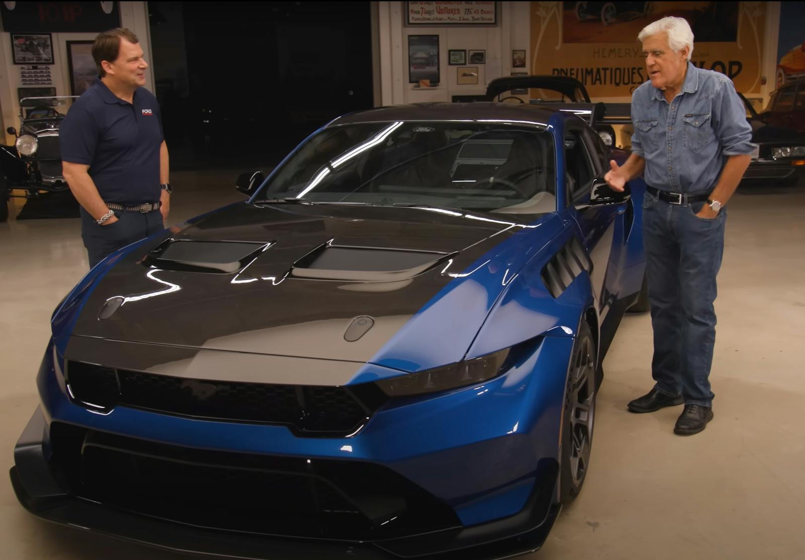 How does a jet engine work? Let's look inside - Hagerty Media