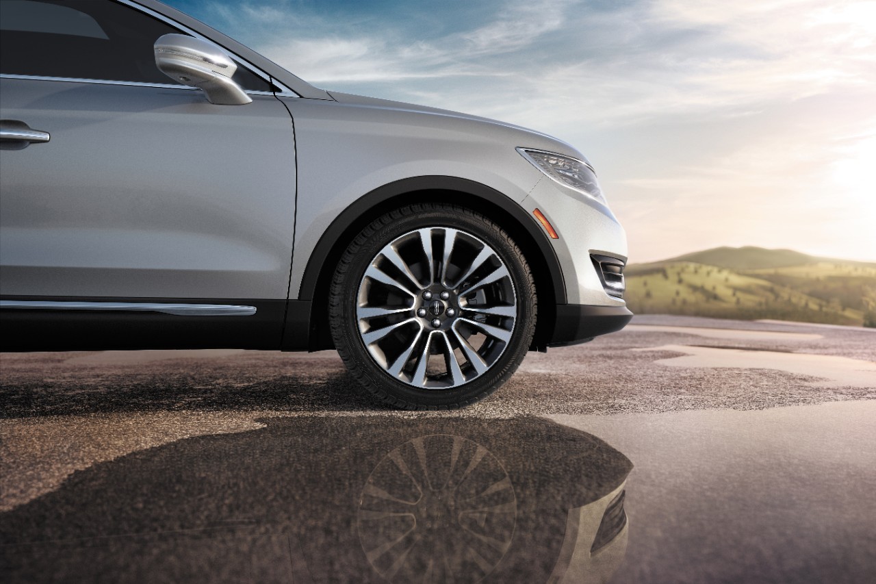 Ford Recalls Half a Million 2015–18 Edges for Leaky Brake Hoses ...