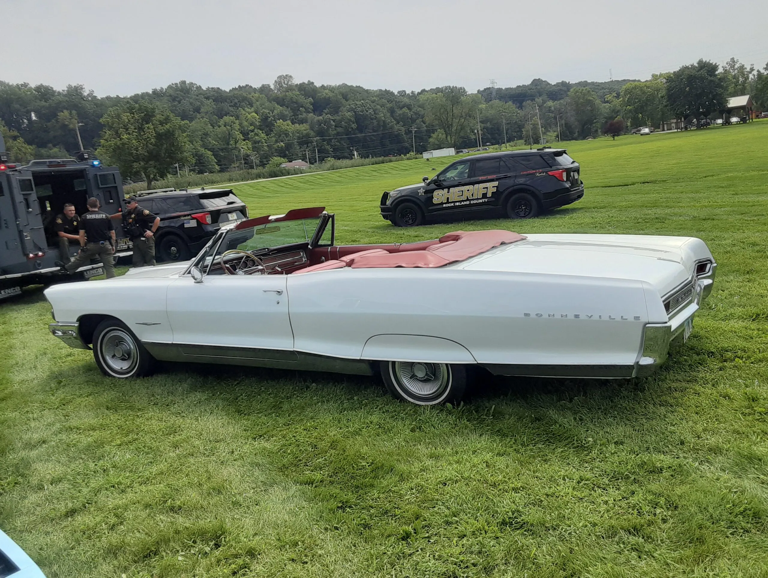 1965 Pontiac Bonneville Convertible: Wide-Track Beauty! - Hagerty Media