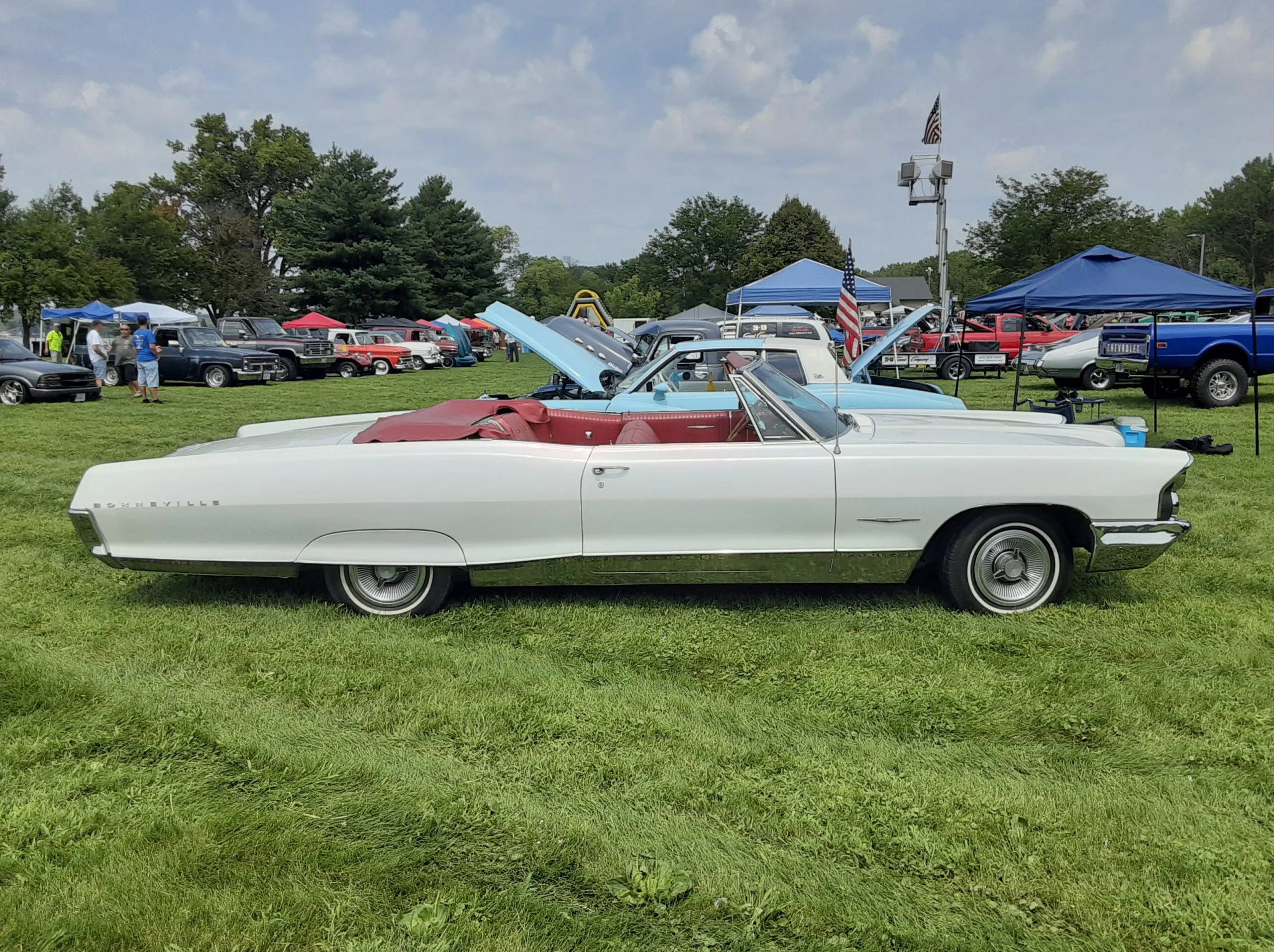 1965 Pontiac Bonneville Convertible: Wide-Track Beauty! - Hagerty Media