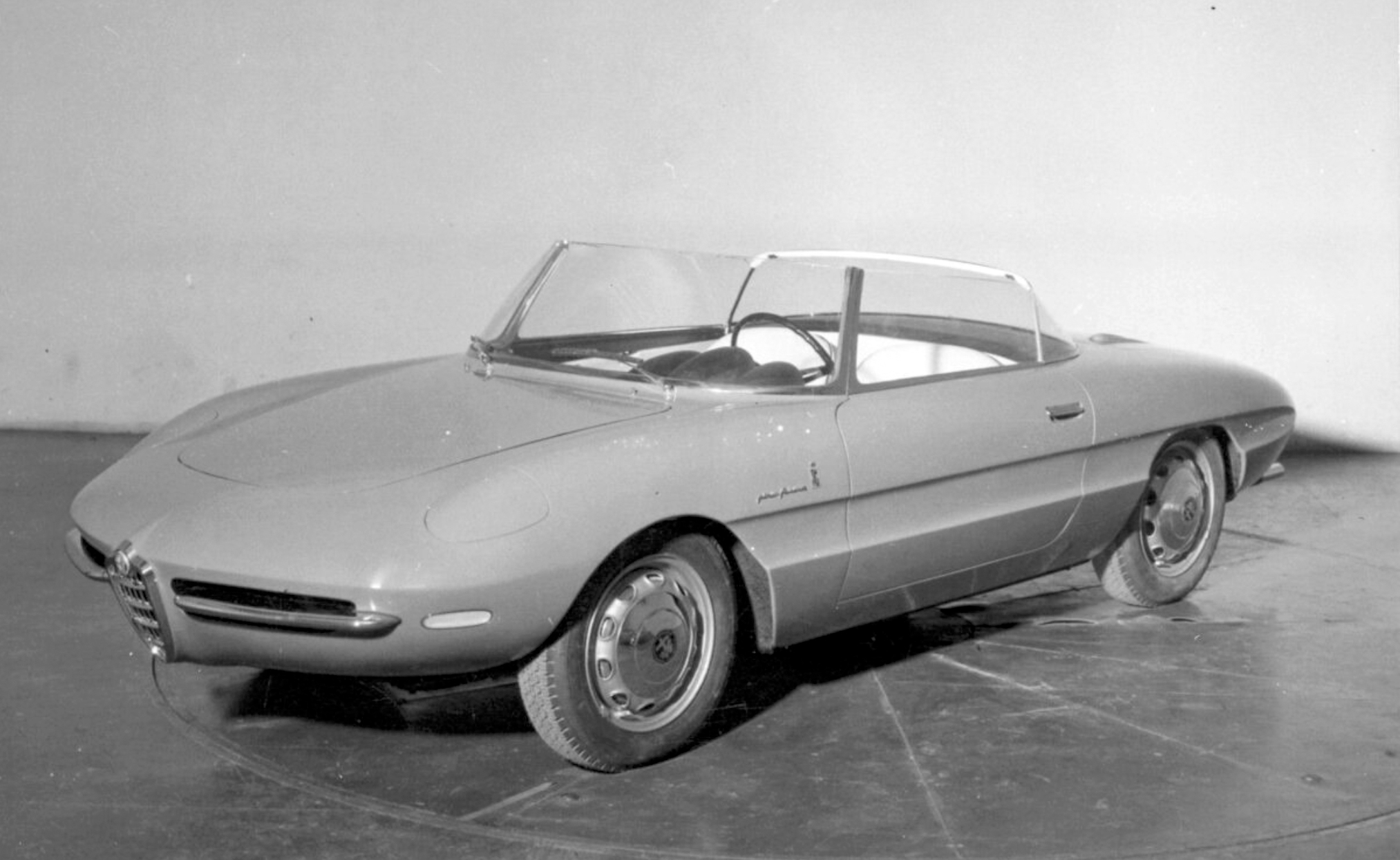 Your Handy 1966–1994 Alfa Romeo Spider Buyer’s Guide - Hagerty Media
