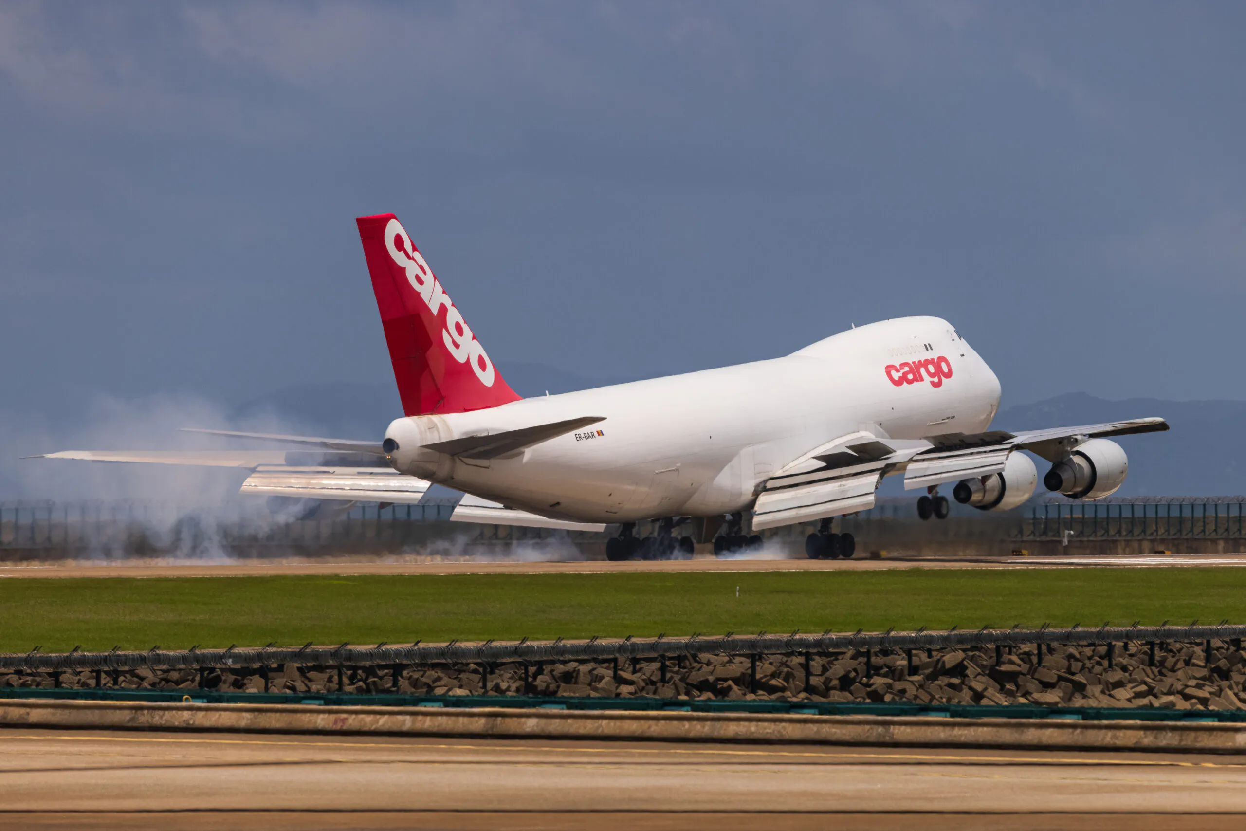 Here’s What Happened to the Boeing 747s That Moved Cadillac Allantés ...
