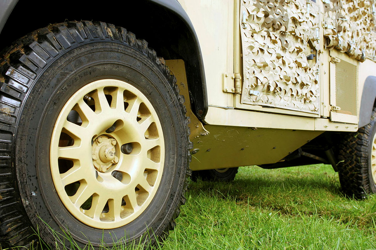 A Brief History of Military Land Rovers - Hagerty Media