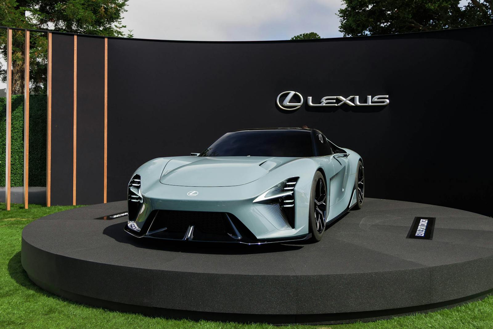 Hyundai and Giugiaro to rebuild classic Pony Coupe concept car ...