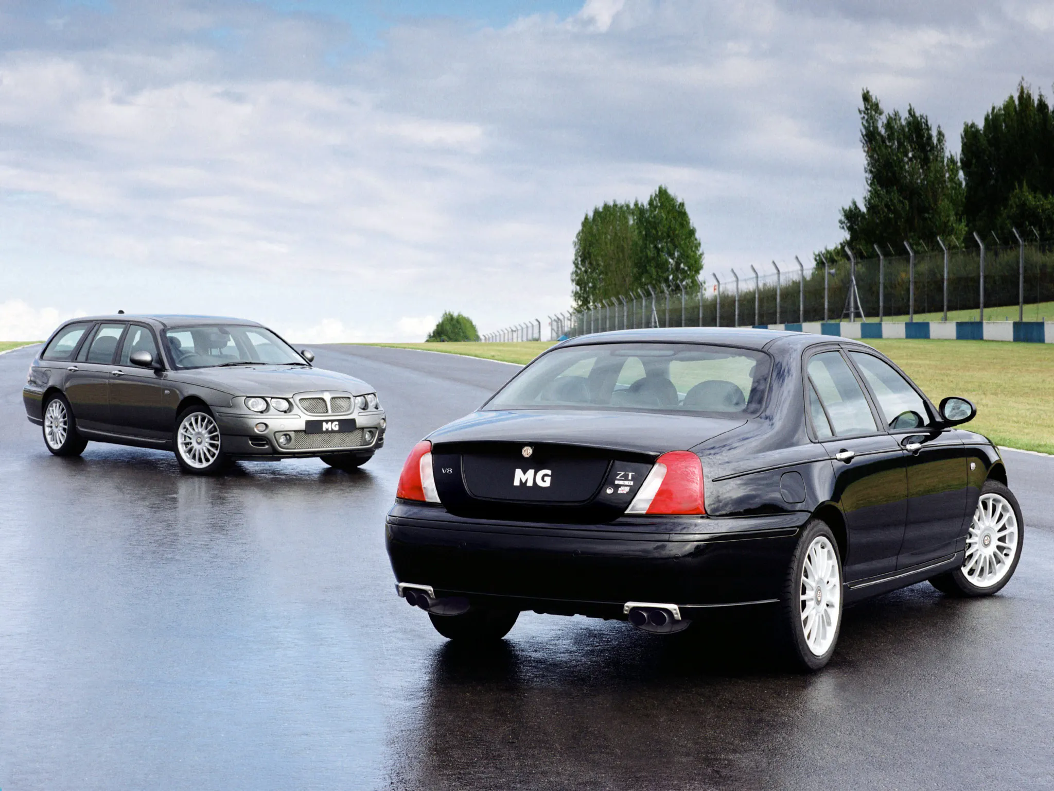 MG ZT 260: The Cheap V-8 Manual Wagon You've Never Heard of Is Just Out ...