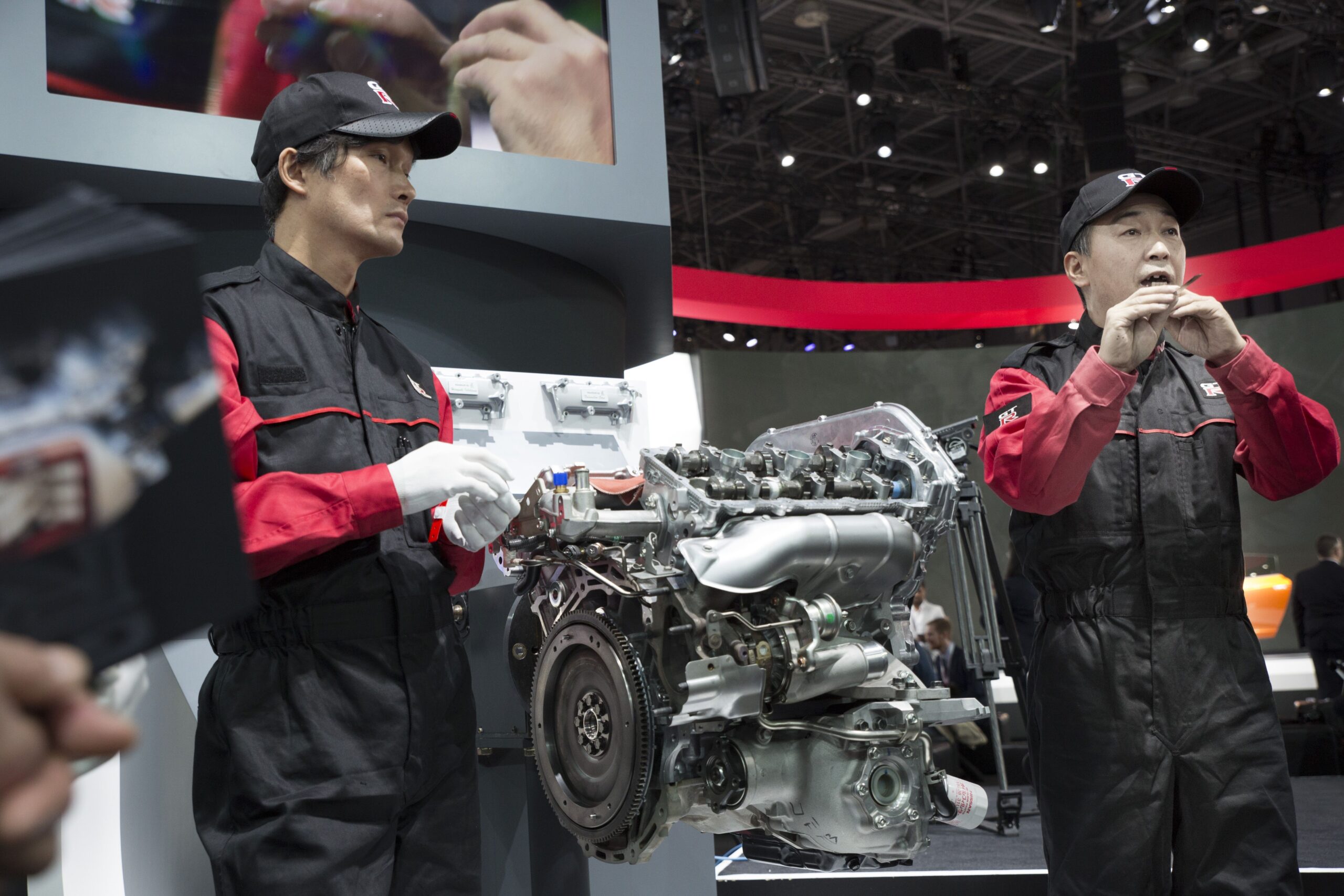 The R35 GT-R Leaves Behind a Legacy of Hand-Built Engine Craftsmanship ...