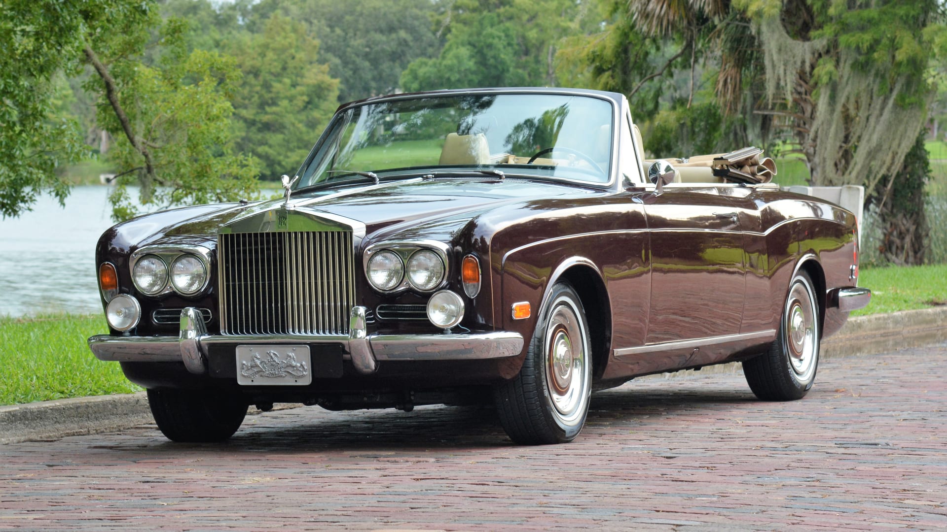 Your Handy 1965–80 Rolls-Royce Silver Shadow Buyer's Guide - Hagerty Media