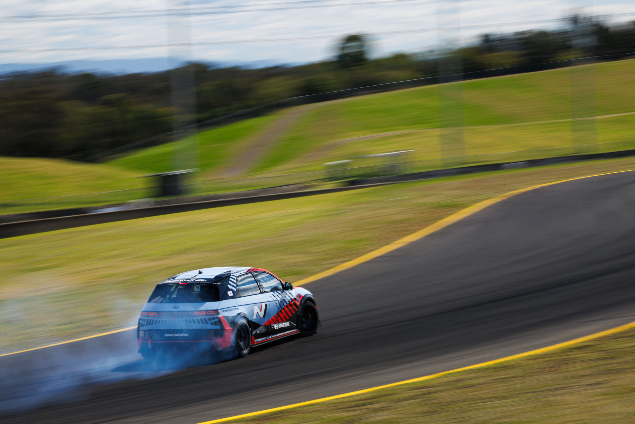 Drift King: The Story of Modern Motorsports Legend Keiichi Tsuchiya ...