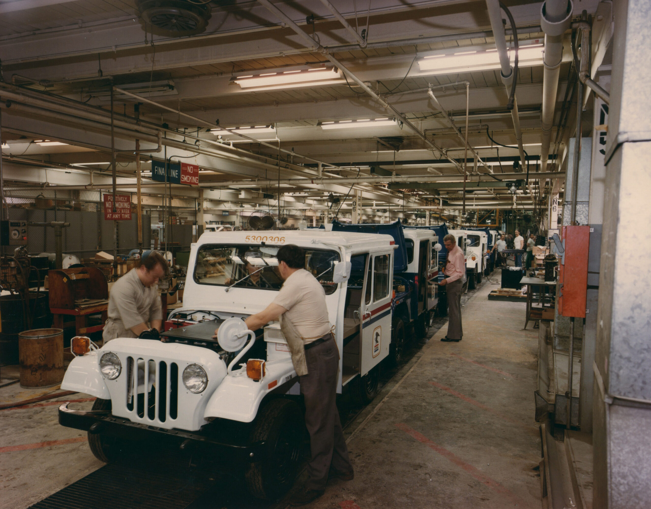 The First Modern, Factory-Built EV from a Major Automaker Was a Postal ...