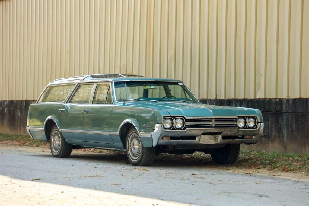 8 Early Auction Highlights From a Massive 1300-Car Collection - Hagerty ...