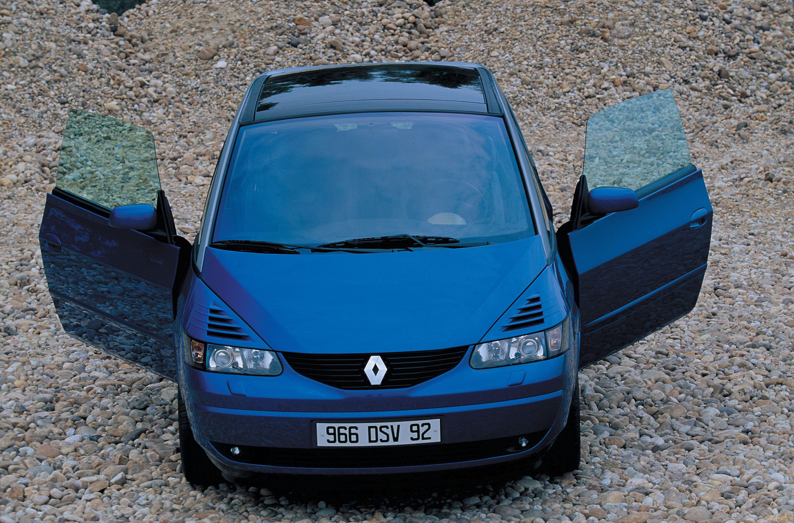 Coming to America: The Renault Avantime Does Froggy Style Like Nothing ...