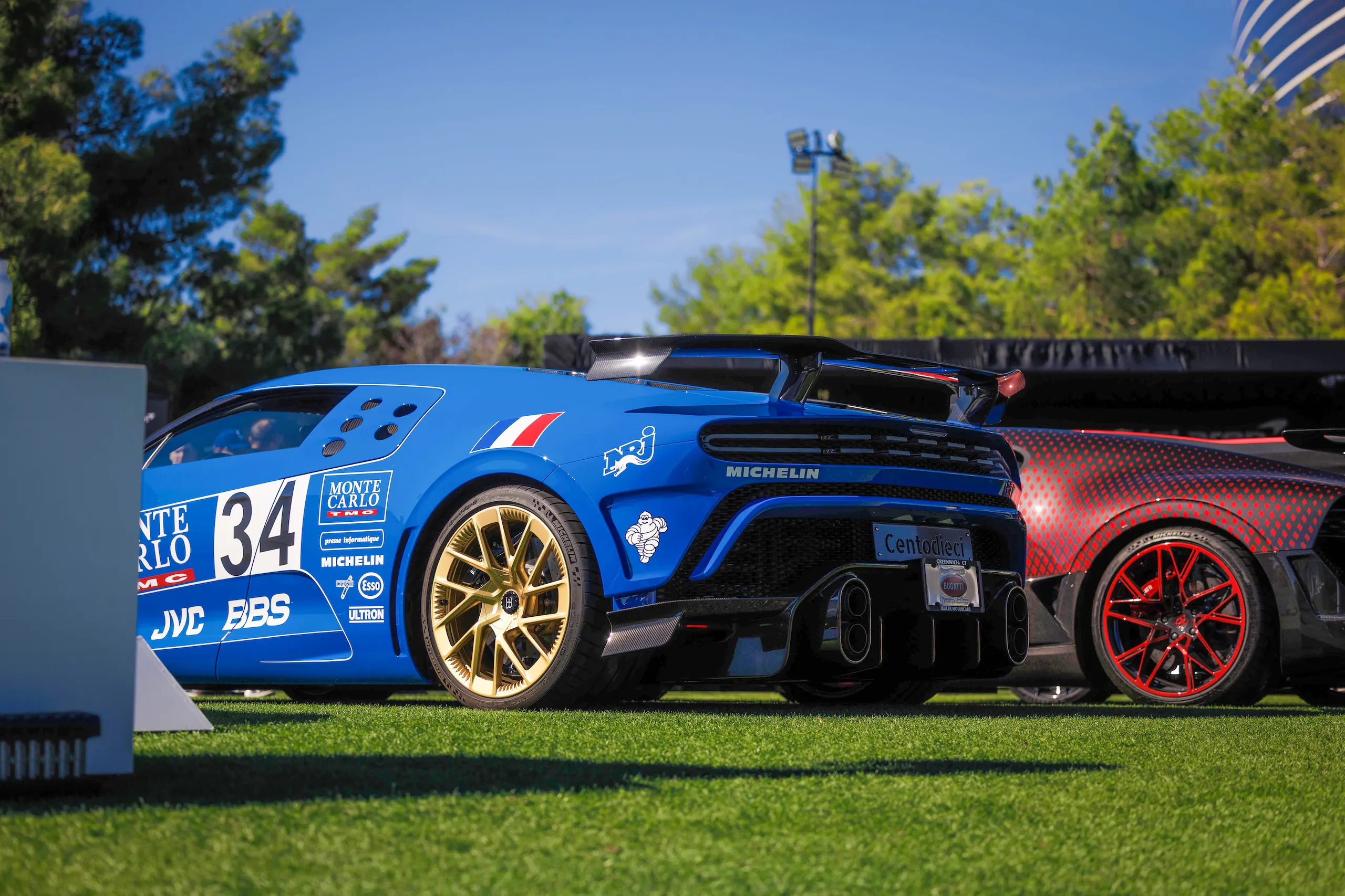Bugatti Celebrates 20 Years of the Veyron at Las Vegas Concours ...