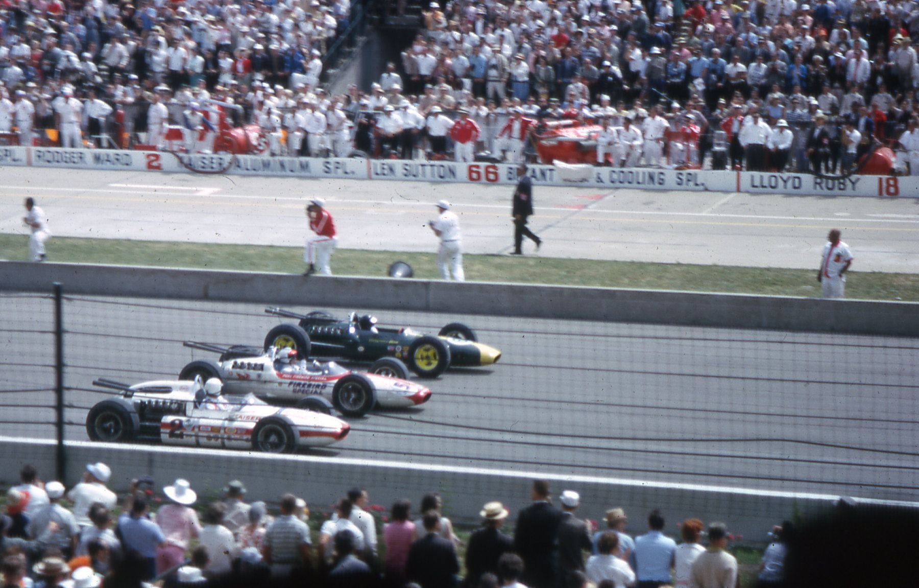 Family Photos from the ’65 Indy 500 Solidify a Shared Respect for Jim ...