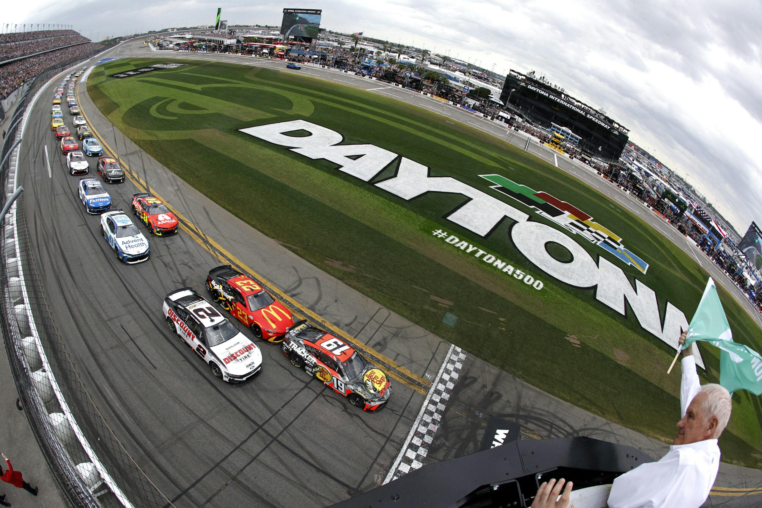 What's Old Is New Again: NASCAR Changes How It Selects a Champion ...