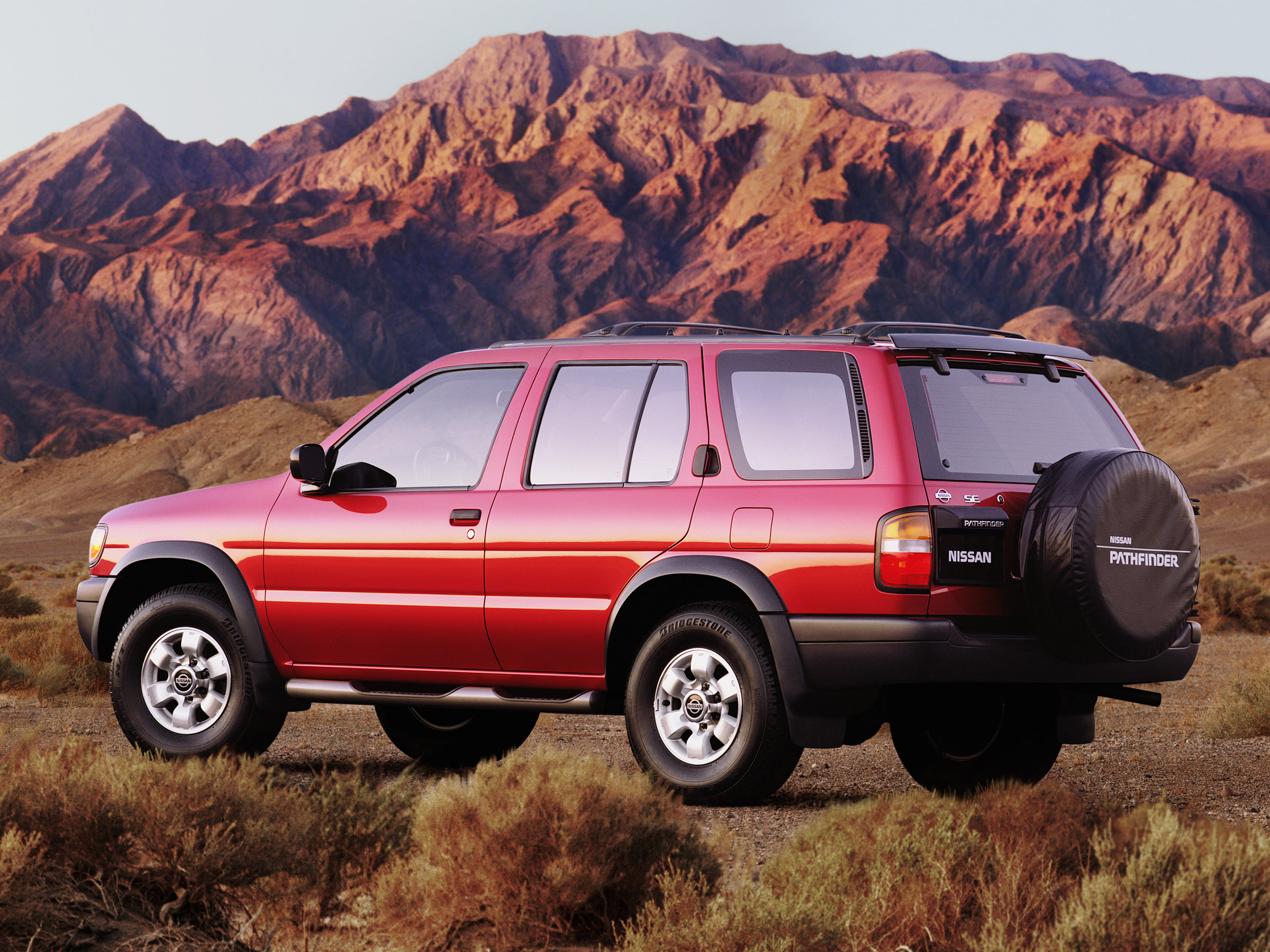 The 1996–2004 Nissan Pathfinder Is a Bargain 4Runner Alternative ...