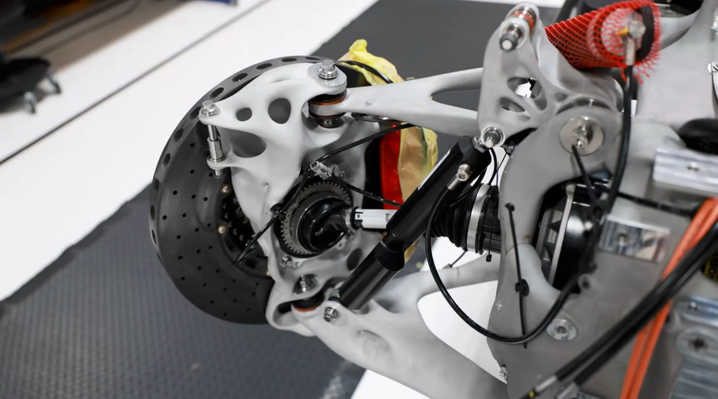 How Czinger Uses AI and 3D Printing To Chart a New Hypercar Course ...