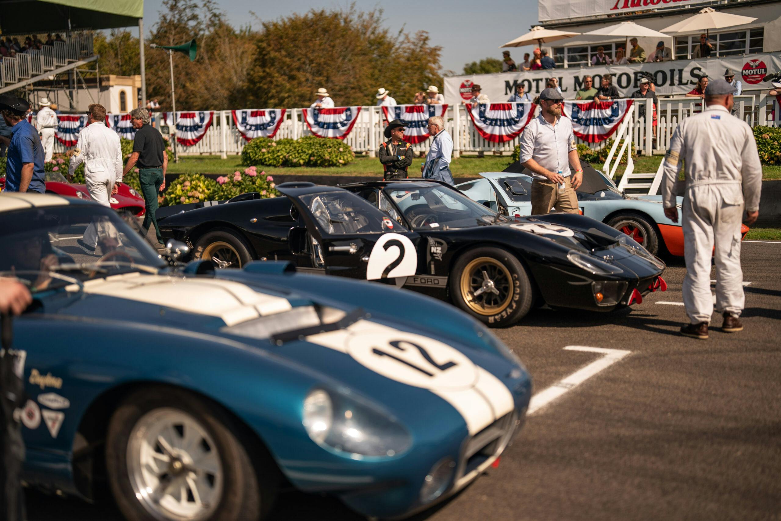 It's 1966 All Over Again as Le Mans Ford GT40s Take to the Track at ...