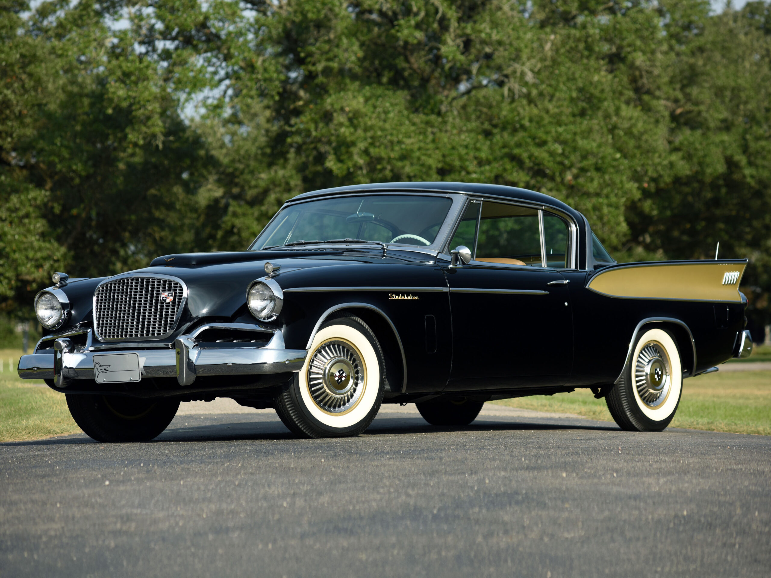16 Eye-Catching Cars from the 2026 Barrett-Jackson Scottsdale Auction ...