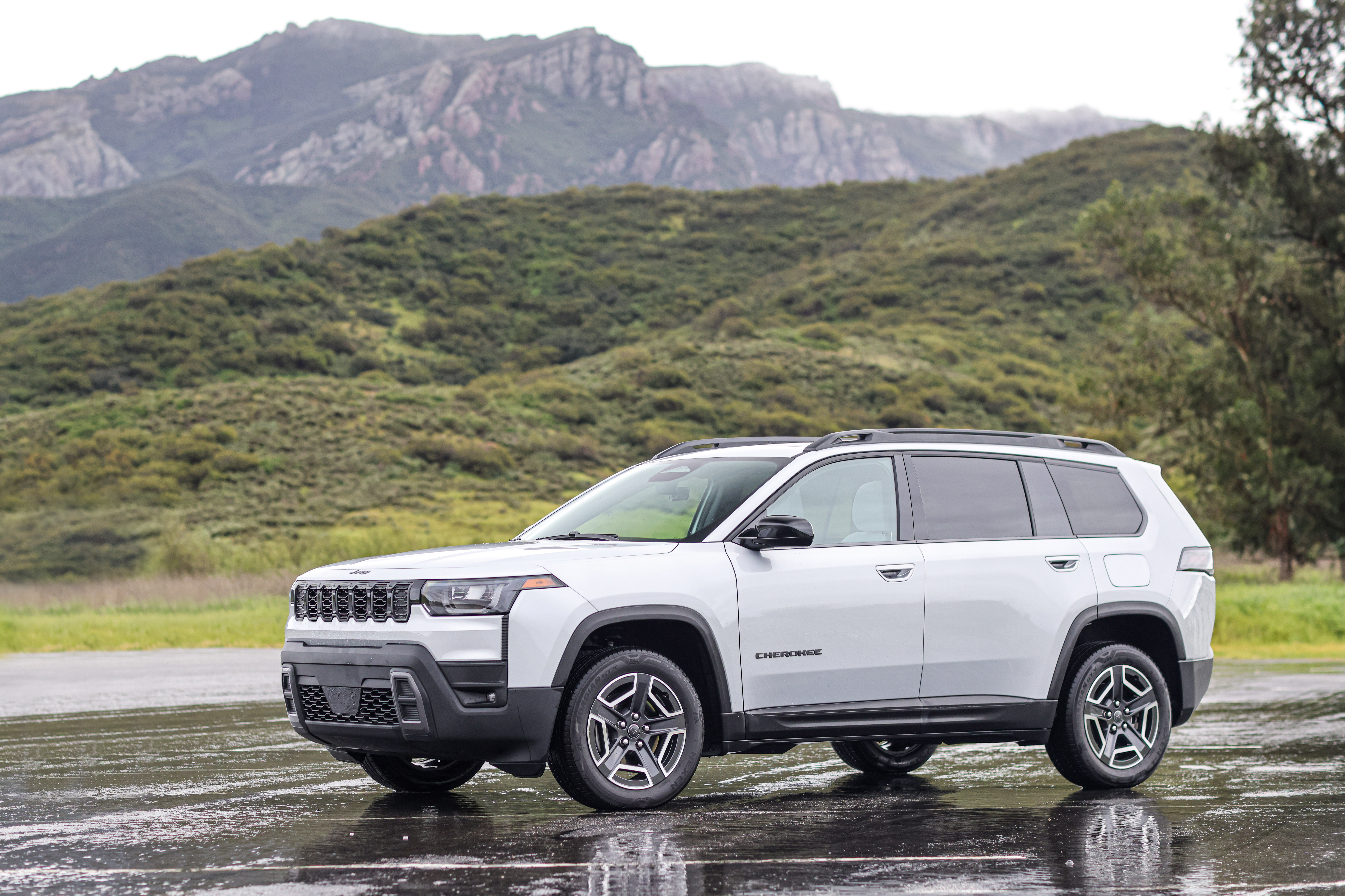 2026 Jeep Cherokee Review: RAV4 and CR-V Hybrids in the Crosshairs ...