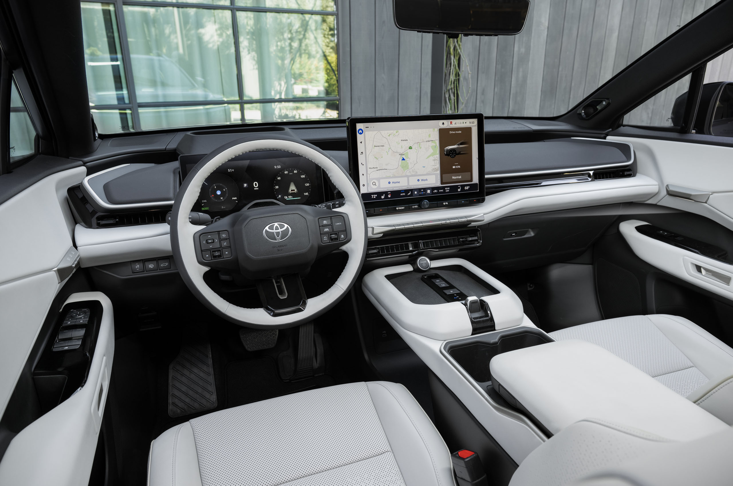 2027 Toyota Highlander Goes All-Electric with up to 320 Miles of Range ...