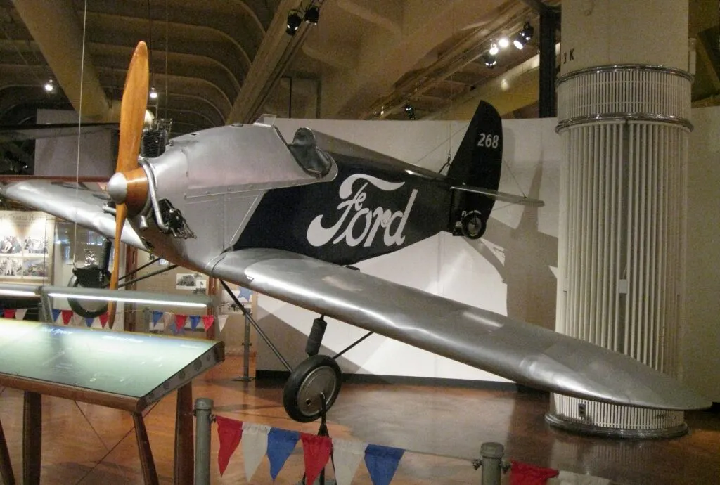 The Tragic Tale of the Flying Flivver, Ford's "Model T of the Air ...
