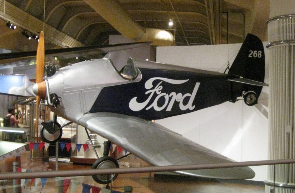 The Tragic Tale of the Flying Flivver, Ford's "Model T of the Air ...