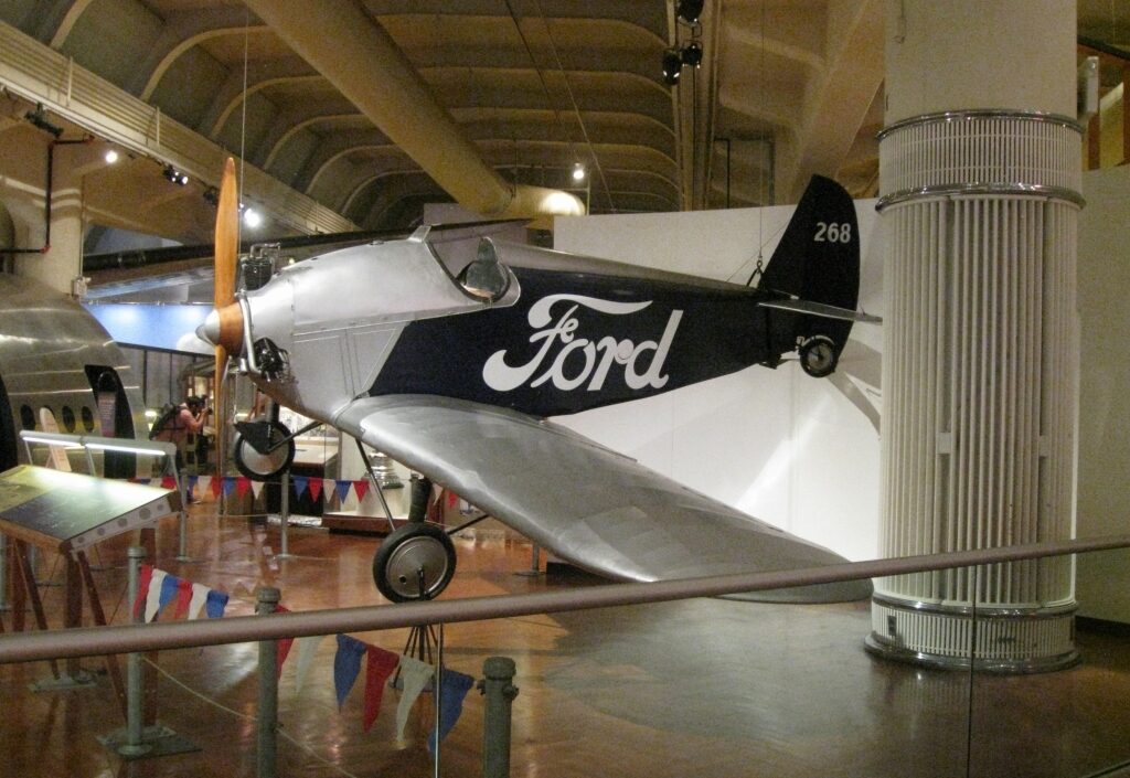 The Tragic Tale of the Flying Flivver, Ford's "Model T of the Air ...