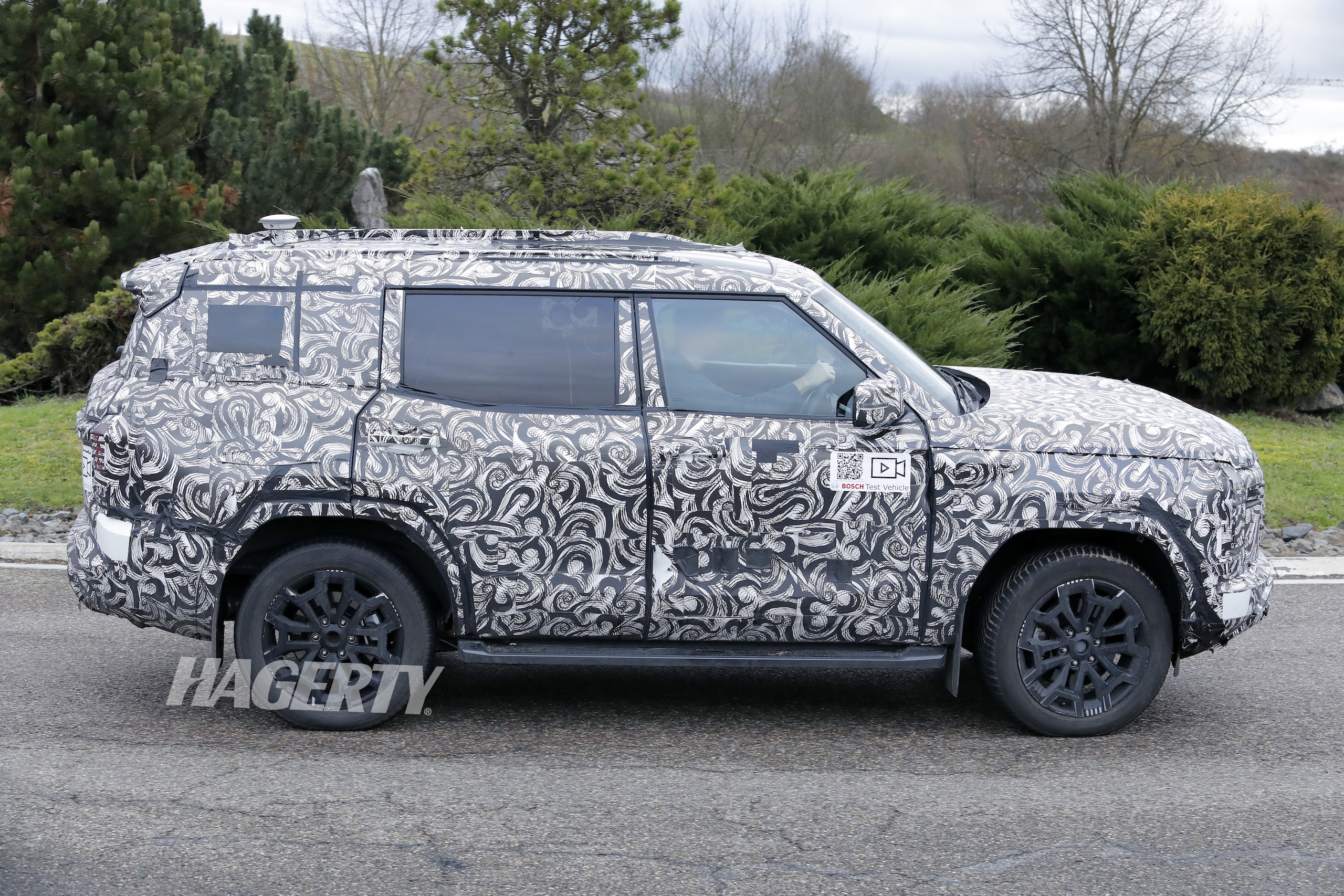 New Mitsubishi Montero Confirmed with Body-on-Frame Construction ...
