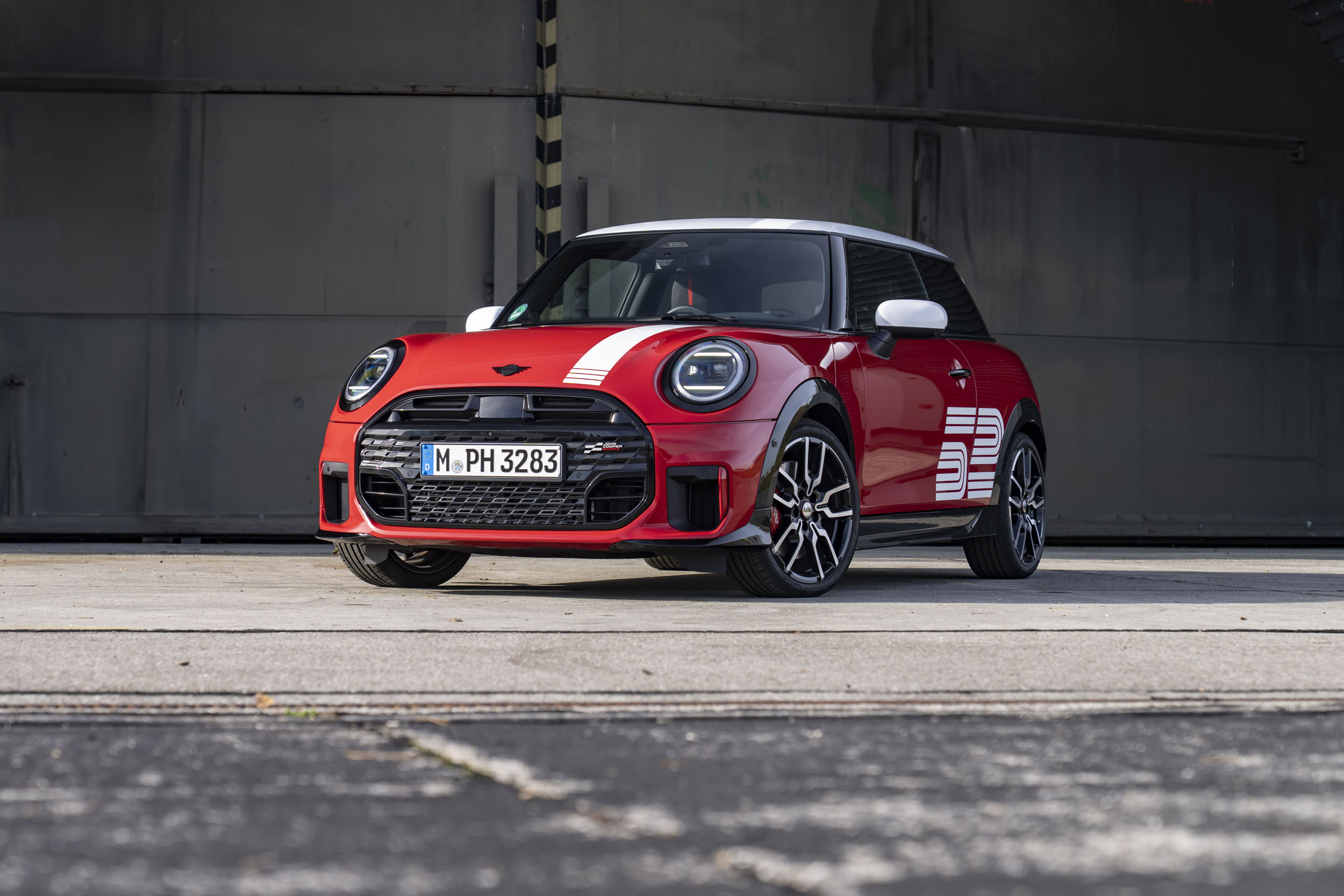 Mini 1965 Victory Edition Puts a Modern Spin on a Classic Rally Icon ...