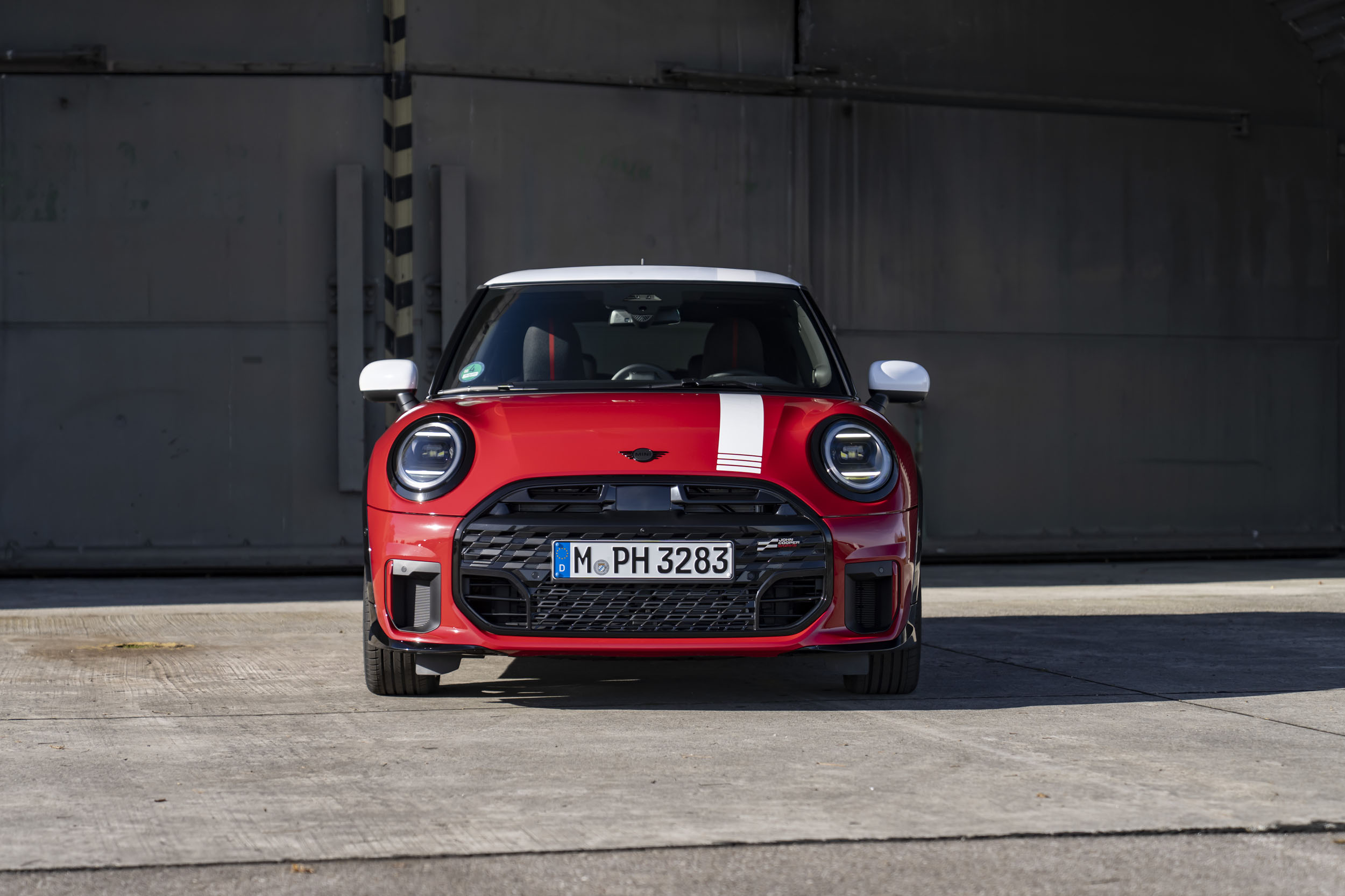Mini 1965 Victory Edition Puts a Modern Spin on a Classic Rally Icon ...