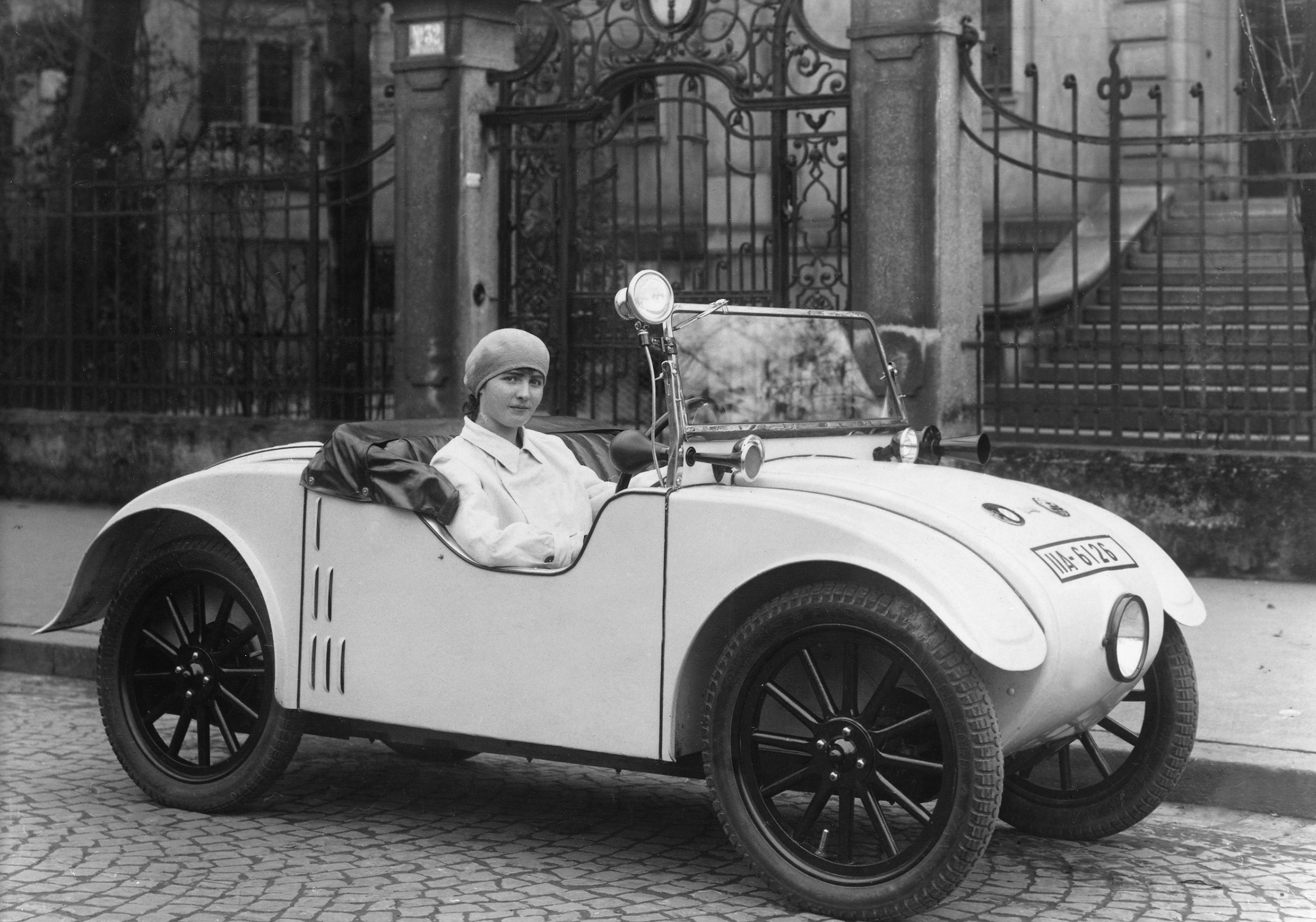 Now Forgotten, Hanomag Made Locomotives Before Fiat, Tractors Before ...