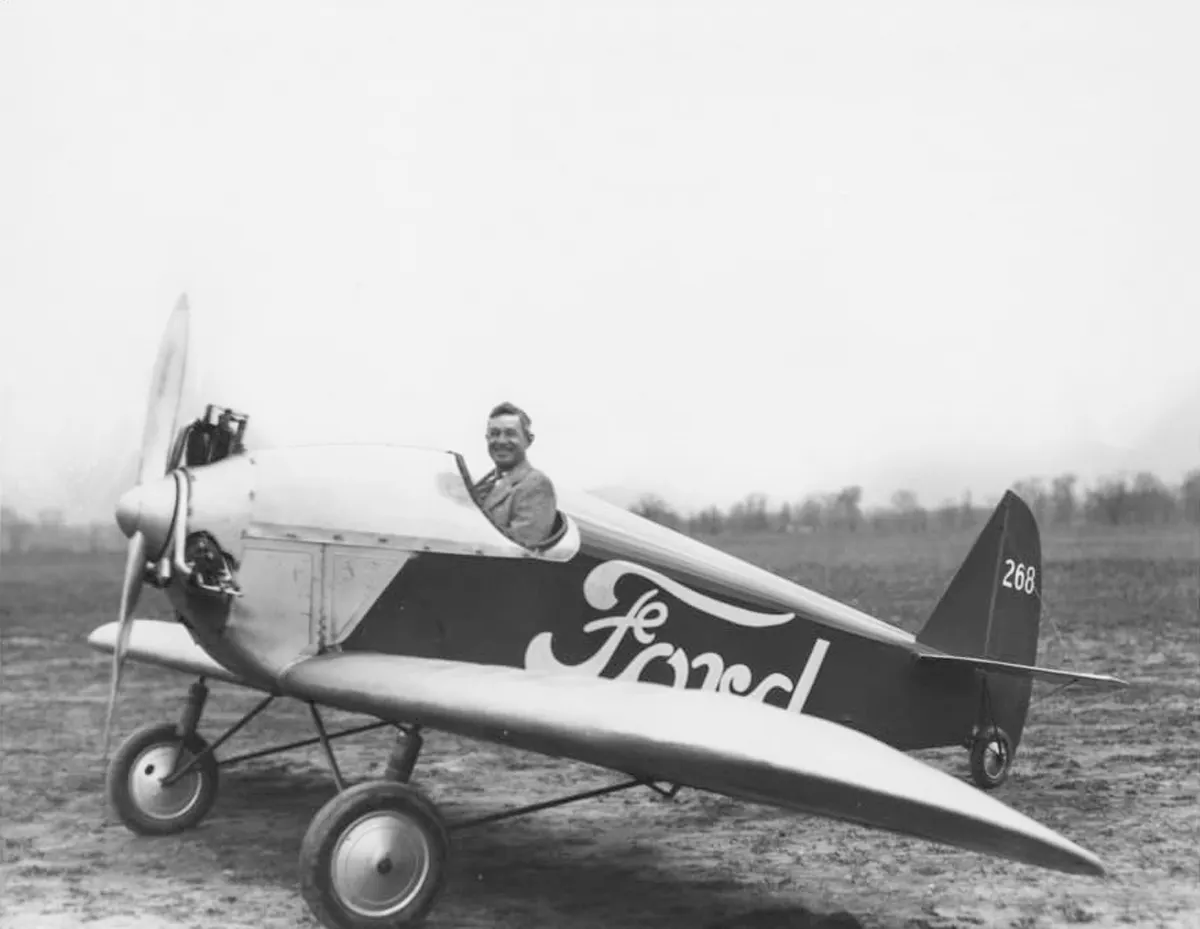 The Tragic Tale of the Flying Flivver, Ford's "Model T of the Air ...