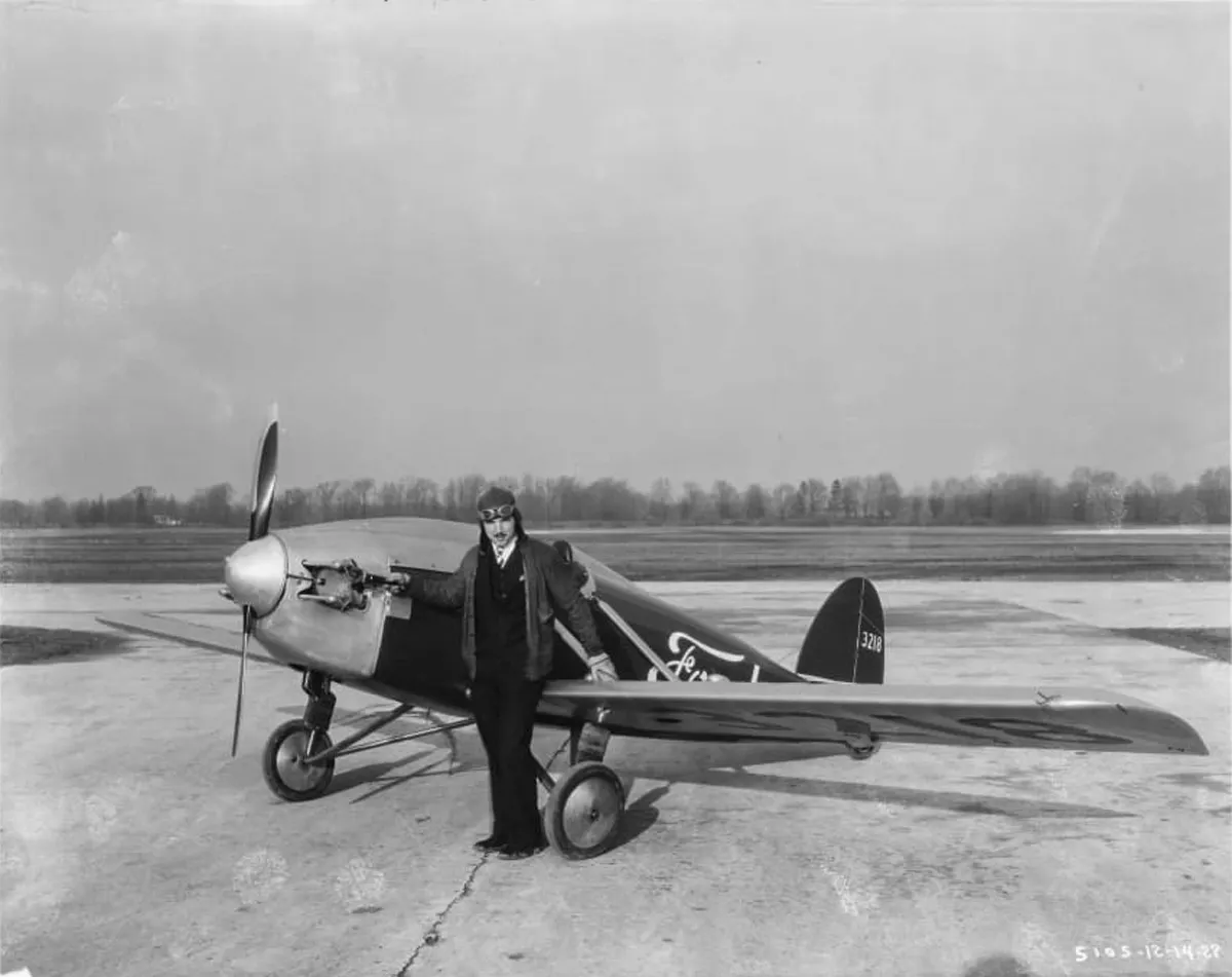 The Tragic Tale of the Flying Flivver, Ford's "Model T of the Air ...