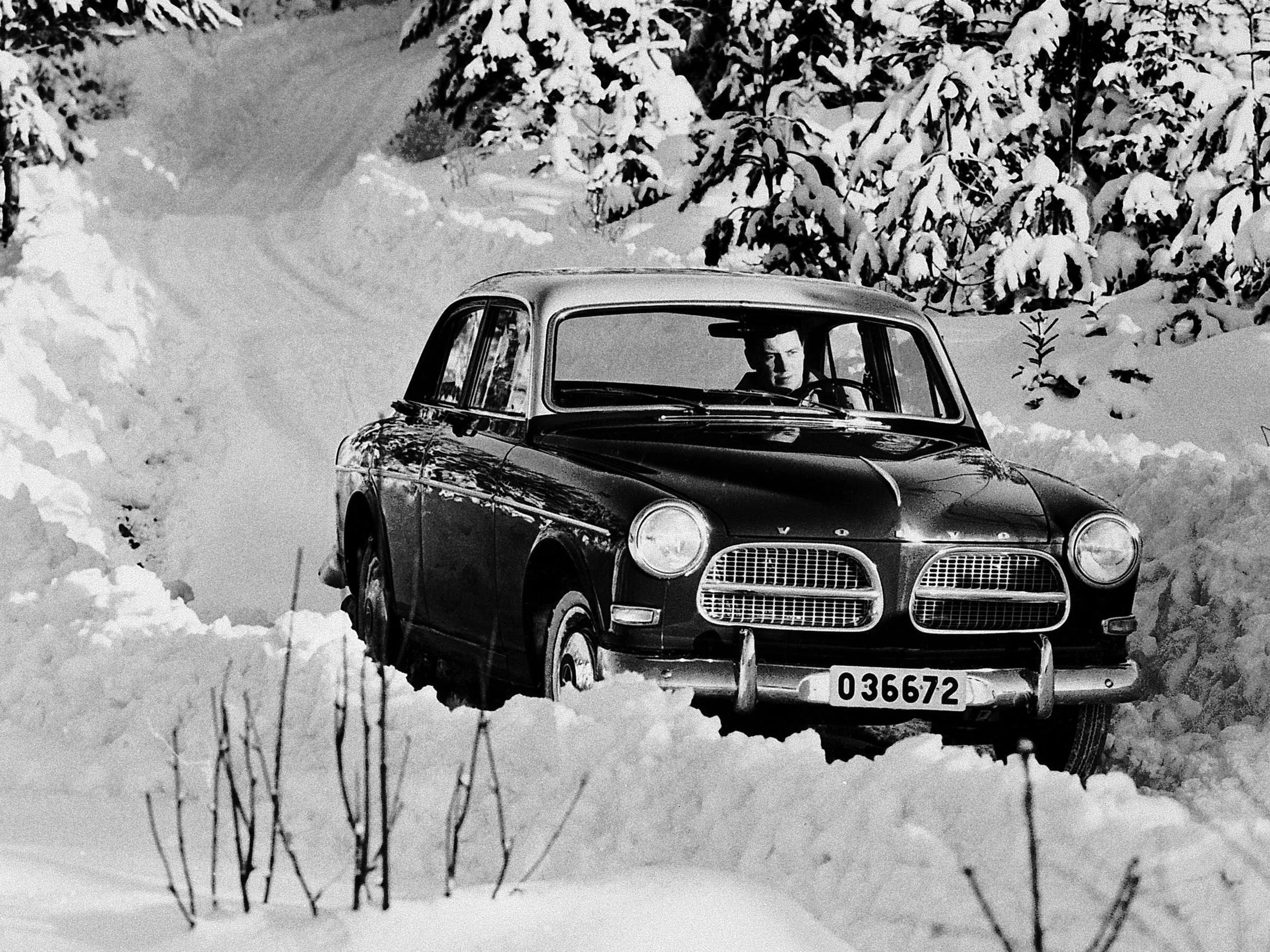 Volvo's Three-Point Seat Belt Just Turned 70 - Hagerty Media