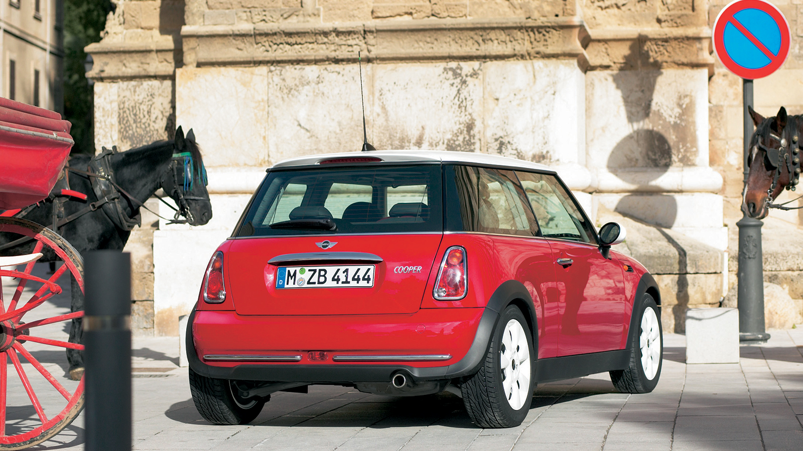 The BMW-era Mini Cooper Turned 25 This Week - Hagerty Media