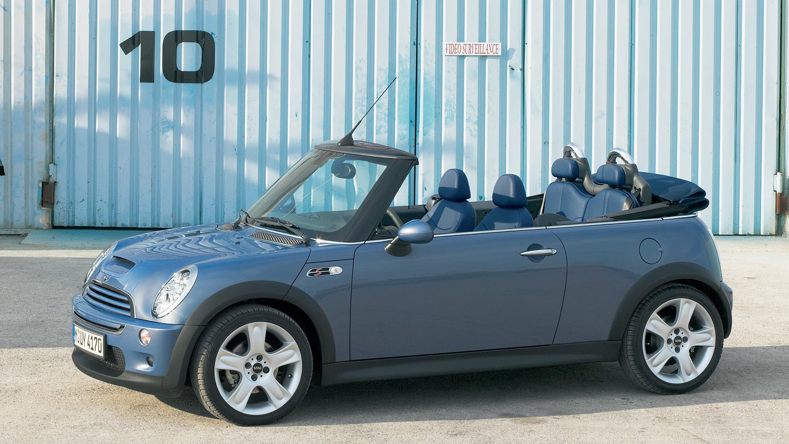 The BMW-era Mini Cooper Turned 25 This Week - Hagerty Media
